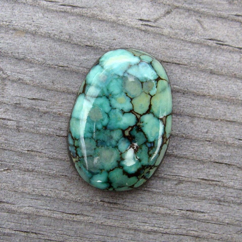 Healing Turquoise Crystals and Stones; Benefits, Uses and Jewelry